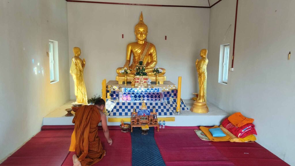 Sak Yant Phayao | Chiang Rai - Forrest Monk